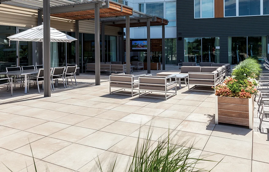 SkyView™ Roof Deck System | Unilock Commercial