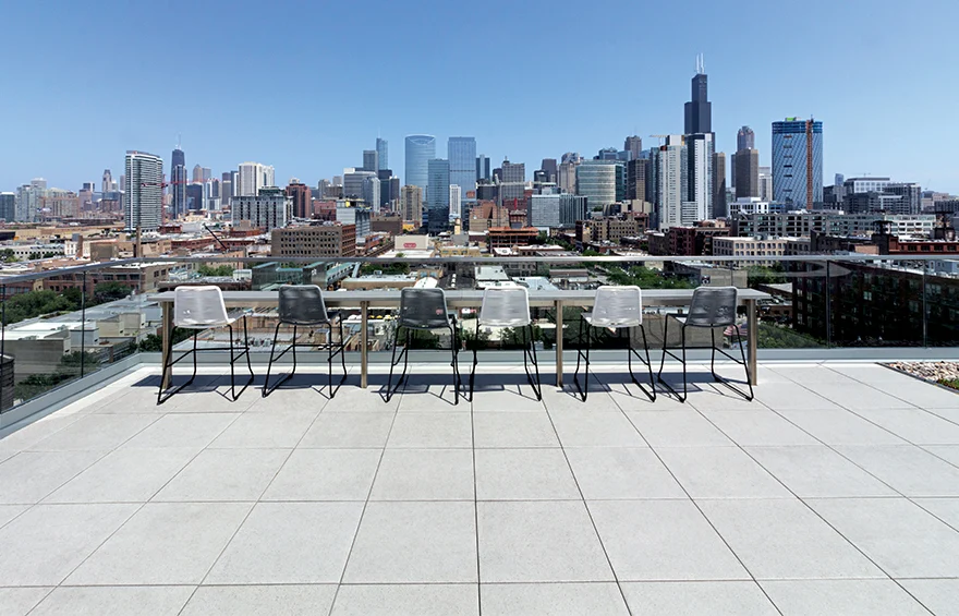 SkyView™ Roof Deck System | Unilock Commercial